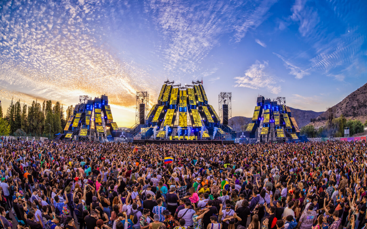 Cuenta regresiva para Creamfields 2025: line up diario y venta de ...